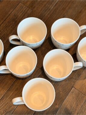 kate spade | Dining | Kate Spade Larabee Dot Cream Stoneware Mugs Set ...
